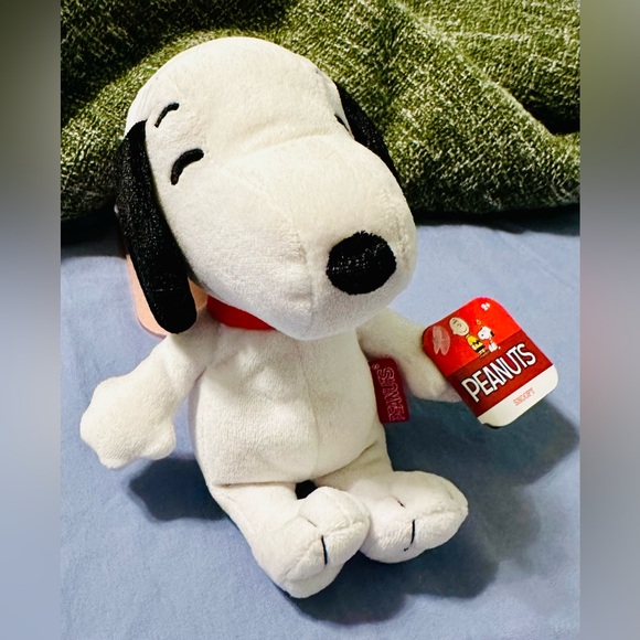 Peanuts | Other | Peanuts Snoopy Plush 25 Nwt | Poshmark